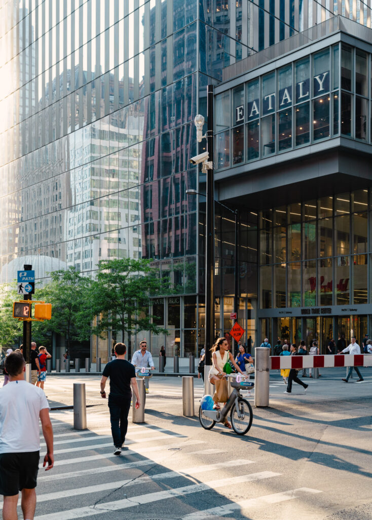 Neighborhood | Luxury Apartments in FiDi